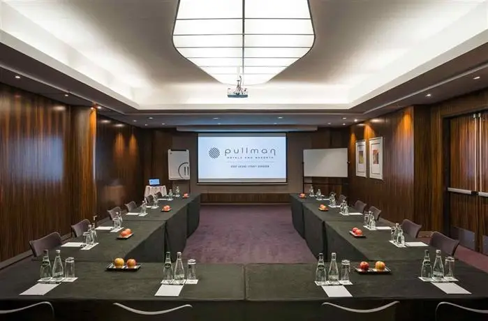 Reserve Online at Pullman Quay Grand Sydney Harbour, Australia, Sydney