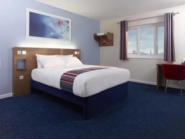 Travelodge Glasgow Braehead (Renfrew, United Kingdom) - Explore the ...