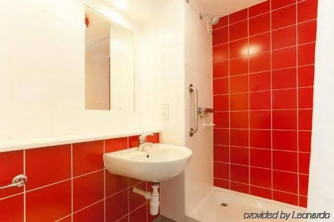 Travelodge Glasgow Braehead (Renfrew, United Kingdom) - Explore the ...