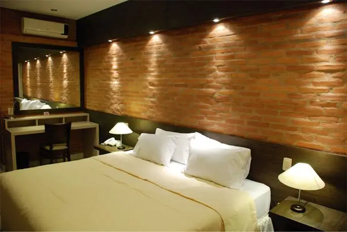 Goditi uno sconto del 10% presso l'hotel a 3 stelle Concepcion Palace ...