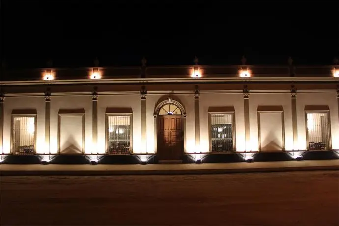Goditi uno sconto del 10% presso l'hotel a 3 stelle Concepcion Palace ...