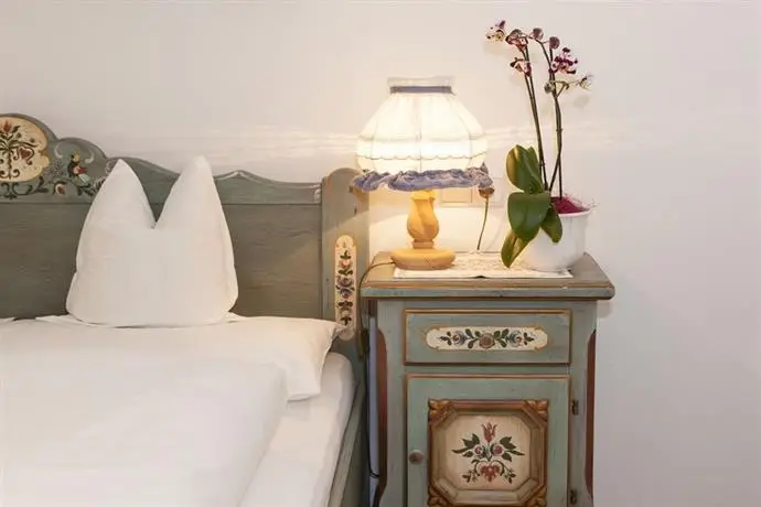 Goditi uno sconto del 10% presso l'hotel a 3 stelle Hotel Mareo ...