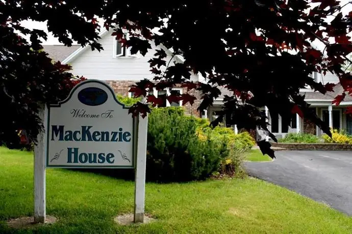 Réservez en ligne avec Mackenzie House B&B by Elevate Rooms (Port ...