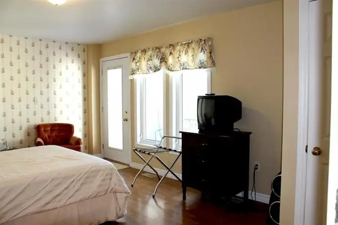 Réservez en ligne avec Mackenzie House B&B by Elevate Rooms (Port ...