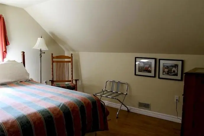 Réservez en ligne avec Mackenzie House B&B by Elevate Rooms (Port ...