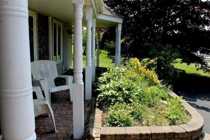 Réservez en ligne avec Mackenzie House B&B by Elevate Rooms (Port ...
